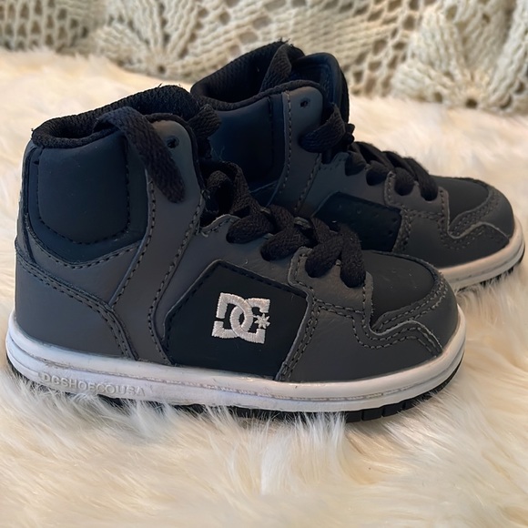 DC | Shoes | Used Dc Toddler Skate Shoe High Top Sneaker | Poshmark
